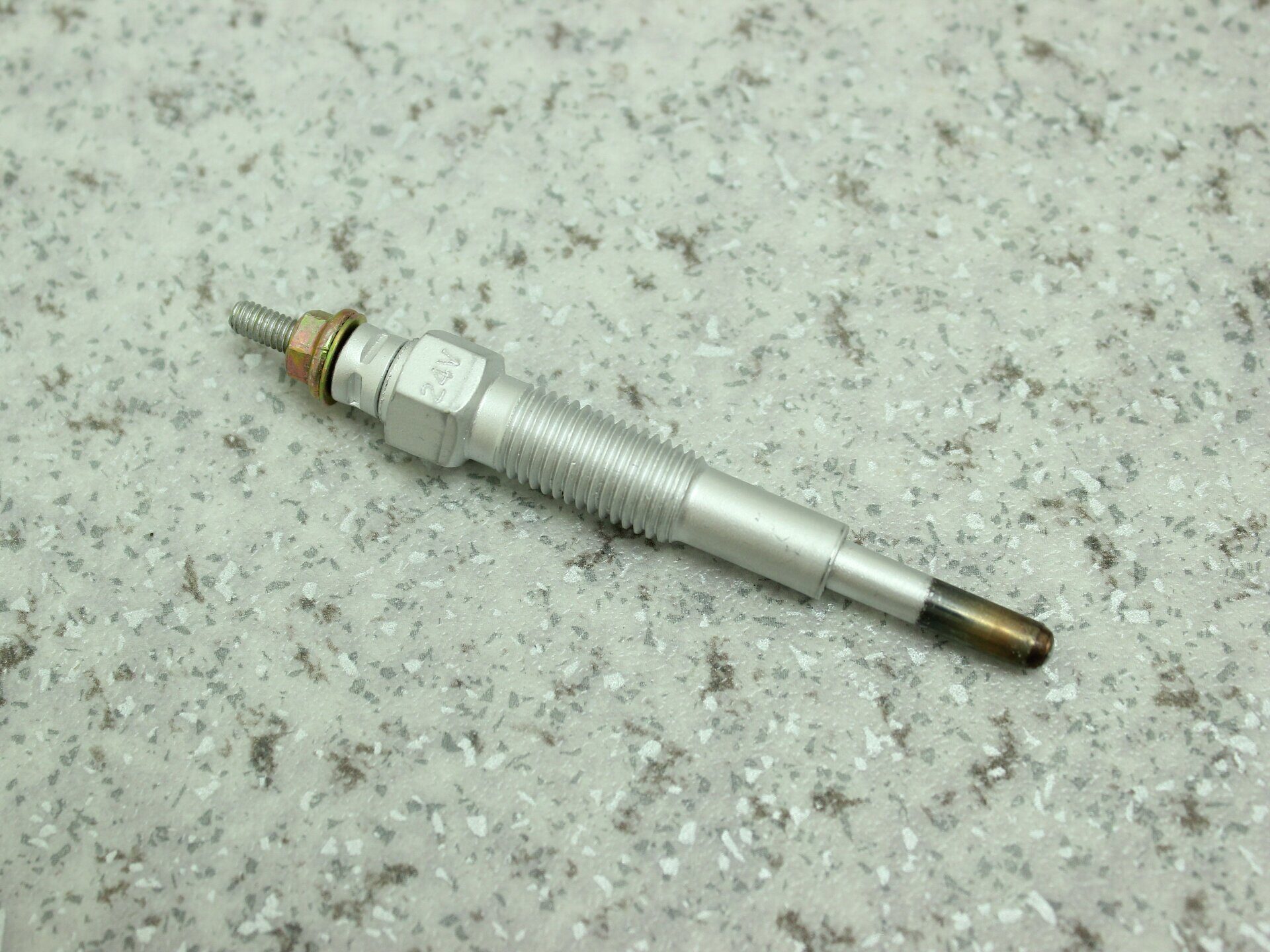 Свеча накаливания KIA купить онлайн | Цена